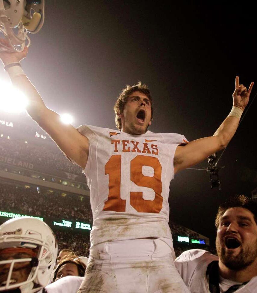 Justin-Tucker-with-the-Texas-Longhorns (Source: Houston Chronicle ...
