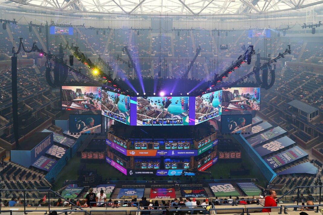 12 Top Esports Tournaments In The World - Players Bio