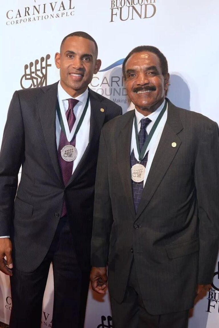 Grant Hill Father: All About Calvin Hill! - Players Bio