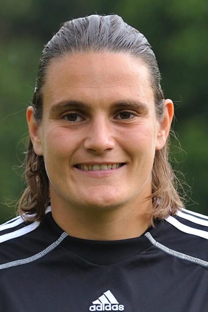 19 Greatest Female Soccer Players of All Time - Players Bio