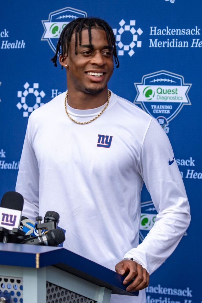 20 Youngest NFL Players - Players Bio