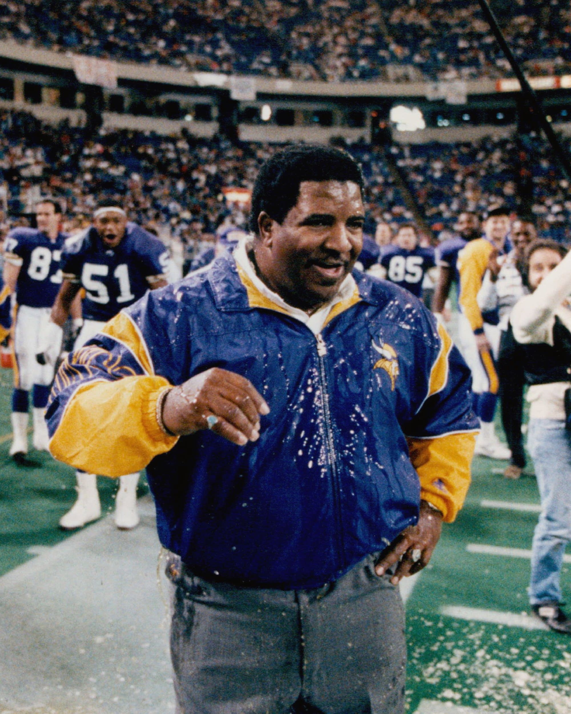 NFL coach, Dennis Green - Players Bio