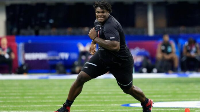 Jordan Davis: Family & Career Highlights - Players Bio