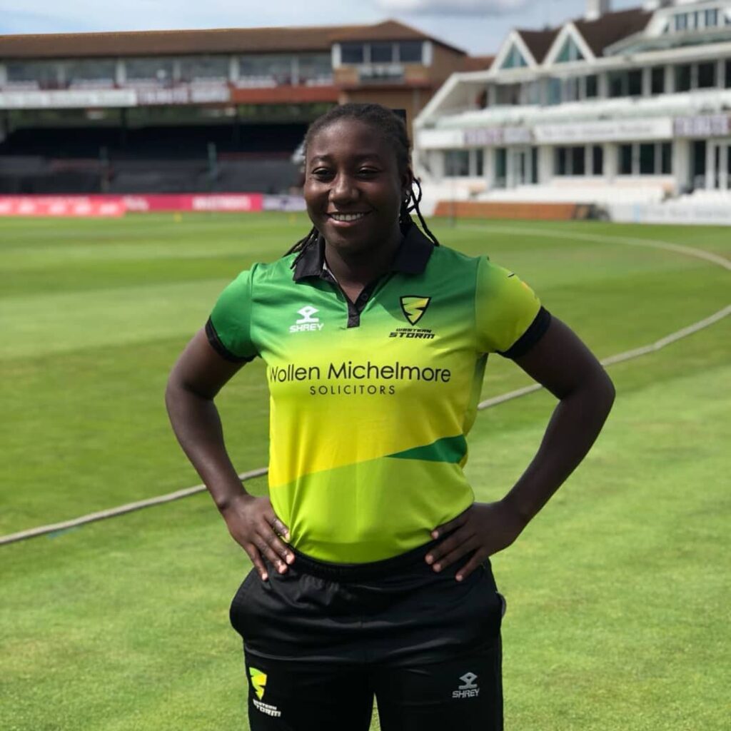 19 Greatest Female Batsmen - Players Bio