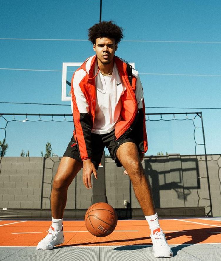 Cameron Johnson - Players Bio