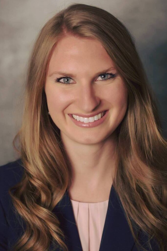 Kirk Cousins Sister, Karalyne Cousins: Bio, Family & Net Worth ...