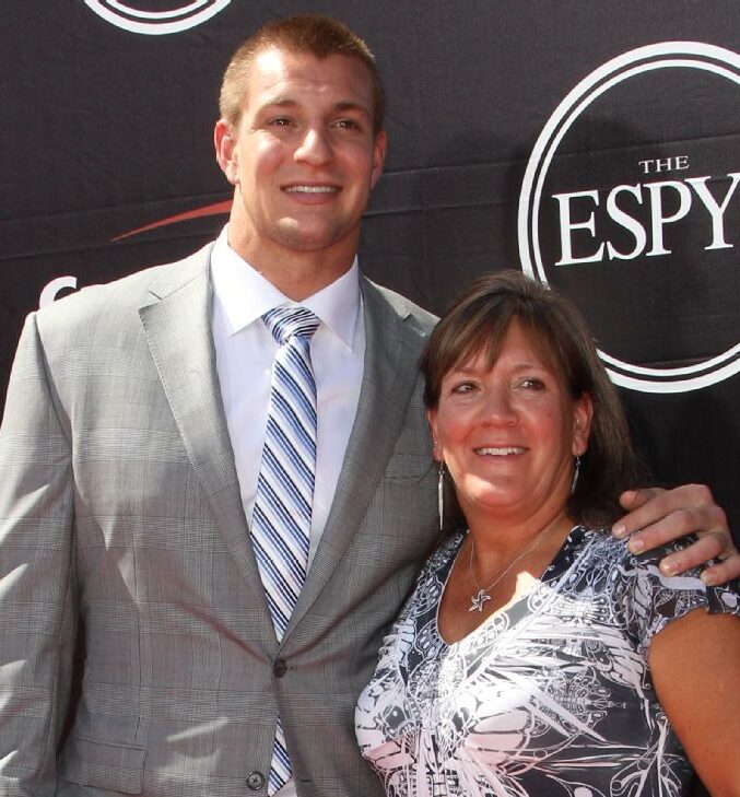 Rob-Gronkowski-with-his-mother-Diane (Source: ESPN) - Players Bio