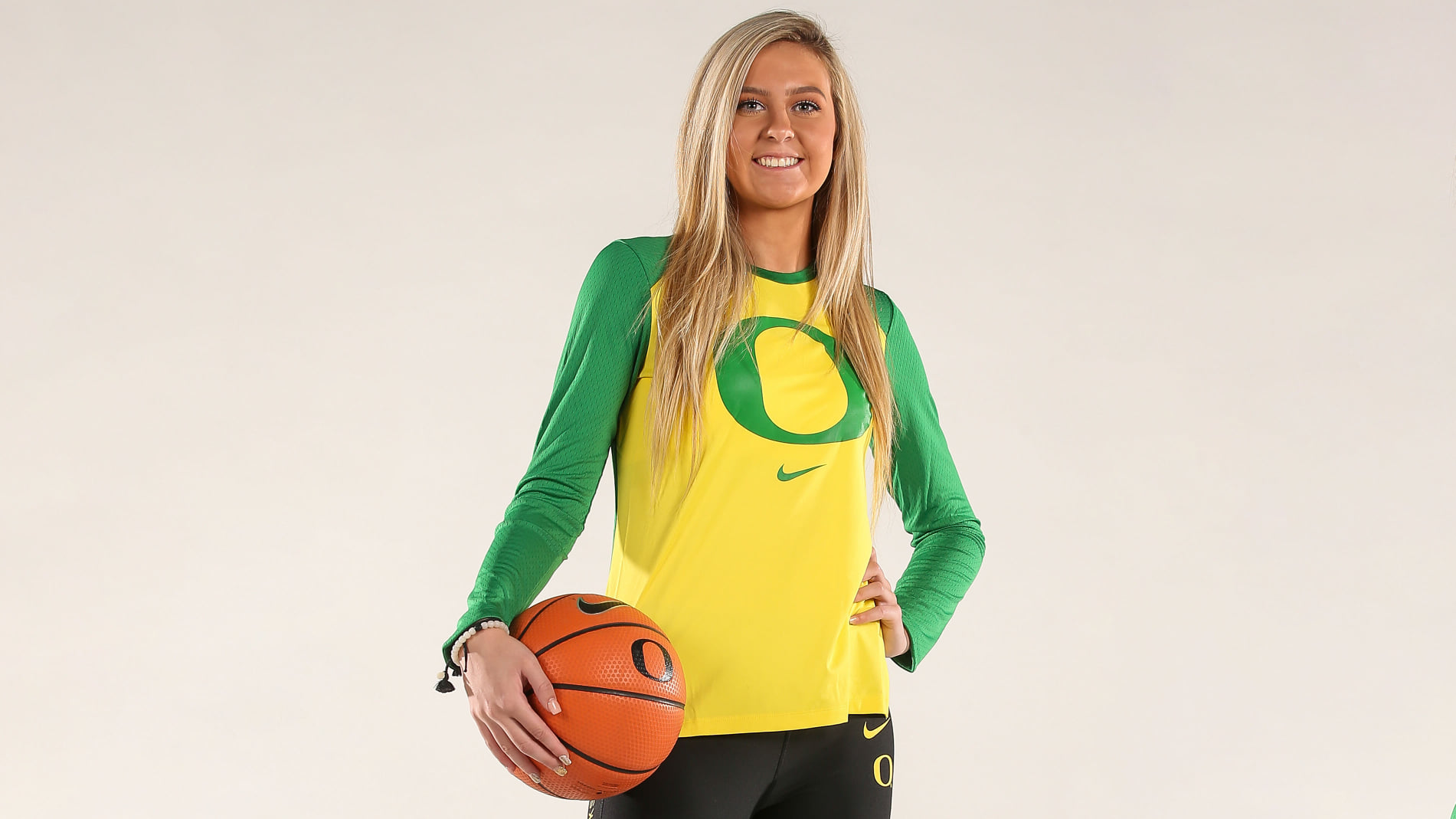 Max Christie Girlfriend: All About Indiana Hoosiers Guard Sydney ...