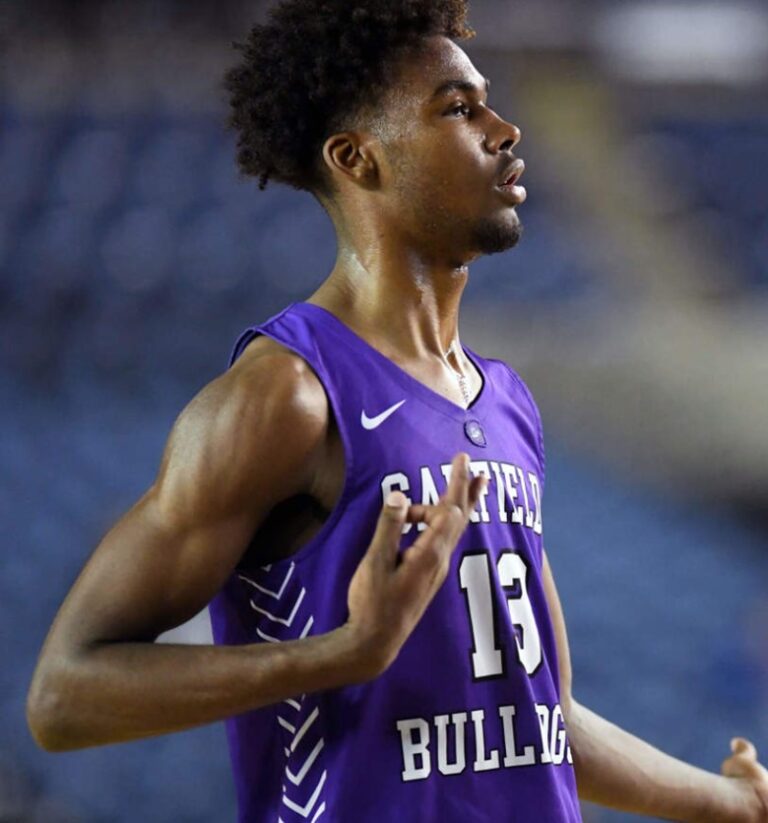 Tari Eason Bio: Family, Net Worth & Contracts - Players Bio