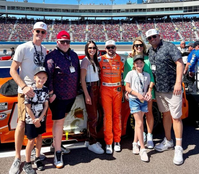 Does Ricky Stenhouse Jr Have Kids? Chevrolet Driver Family - Players Bio