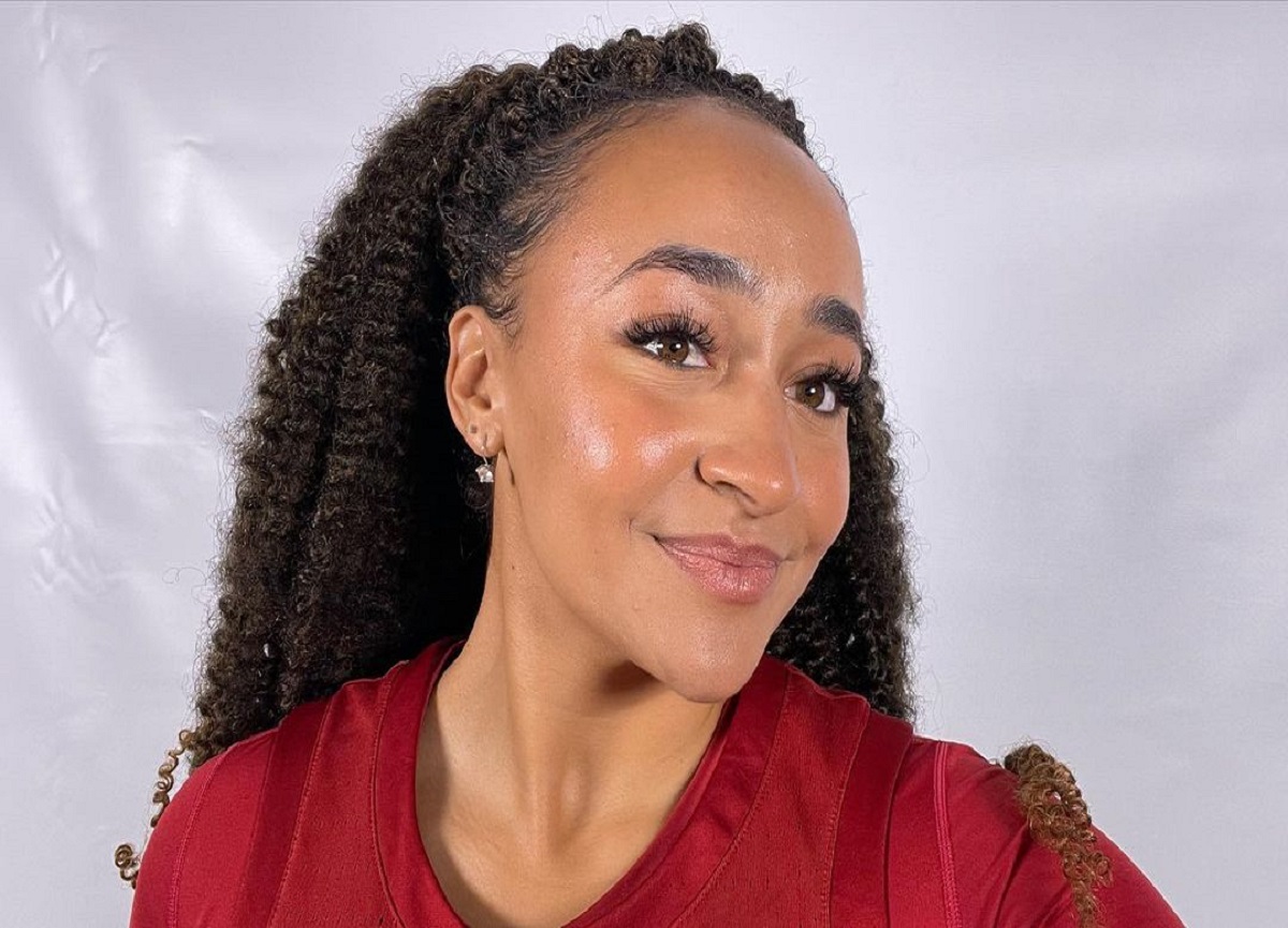 Does Haley Jones Have A Sister? Meet Her Brother Cameron Jones ...