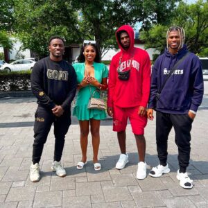 Deion Sanders Sister Tracie Knight Runs Their Family Business- Do They ...