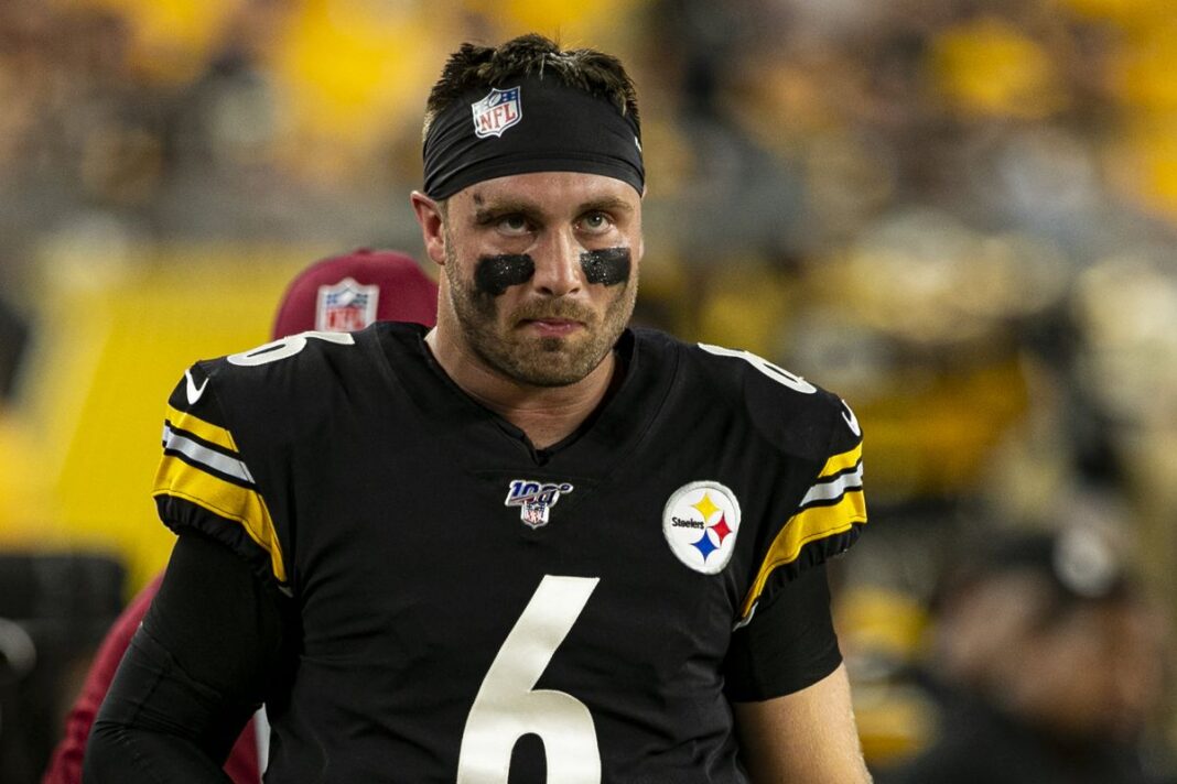 Devlin "Duck" Hodges Girlfriend: All About Lainey Wilson! - Players Bio