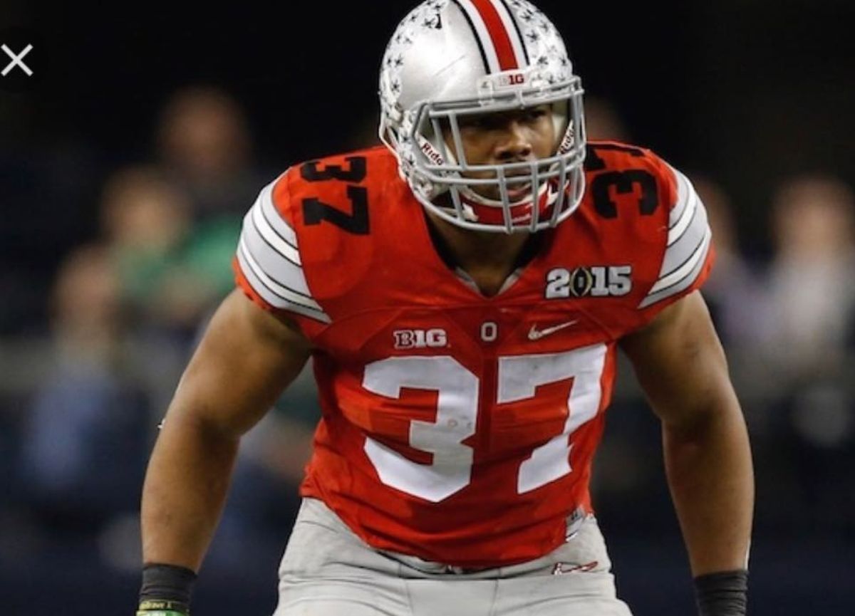 Former LB Joshua Perry And Wife Maddi Griffin Are Raising Three Kids ...