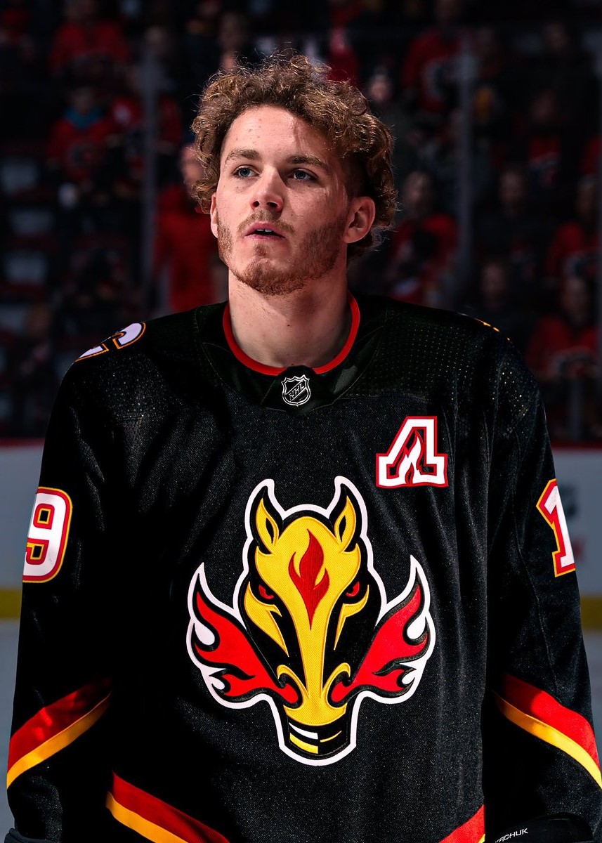 Matthew Tkachuk.. - Players Bio