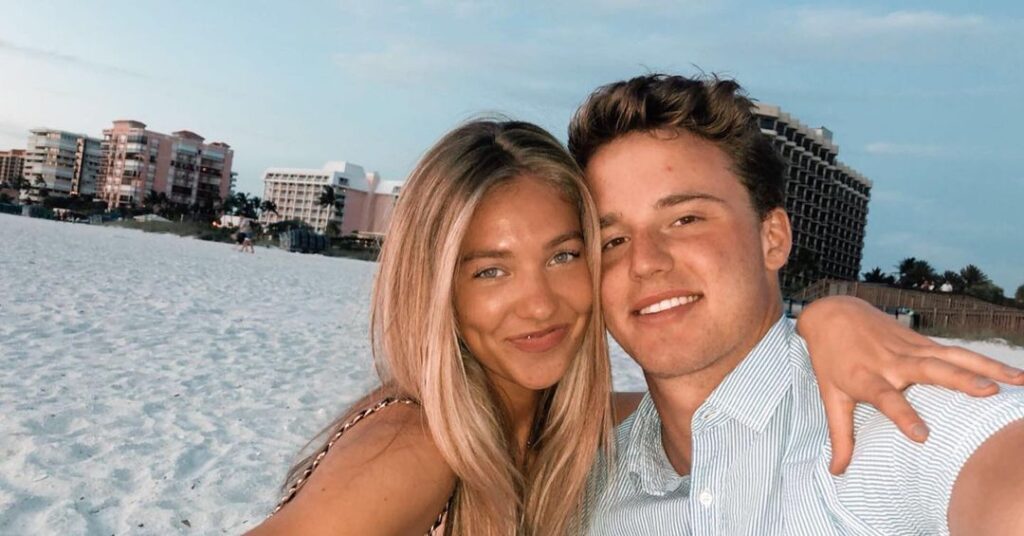 Who Is Jake Oettinger Brother Thomas? Meet His Parents Chris And Kelly ...