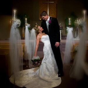 Who Is Elizabeth Gibson? Kyle Gibson Wife- Married Life And Kid ...