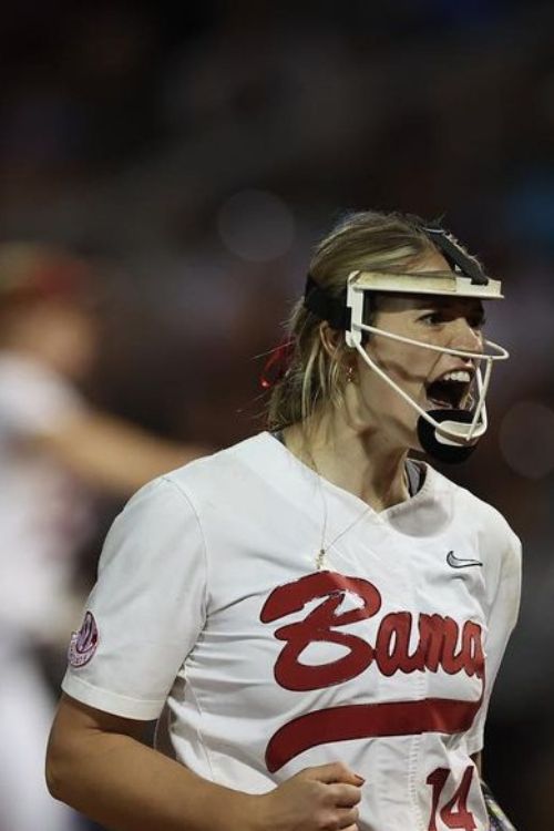 Montana Fouts Celebrates During A Match - Players Bio