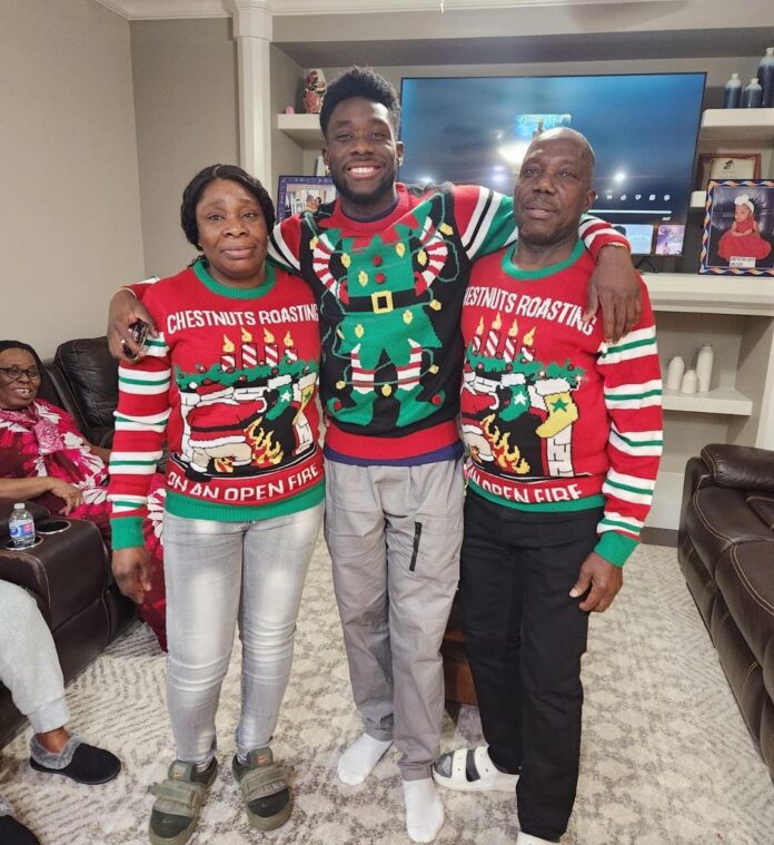 Alphonso Davies Parents And Siblings: Family Life Of Soccer Star ...
