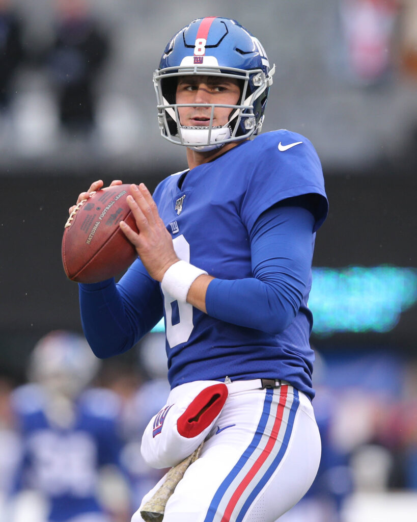 Who Are The Highest Paid Quarterbacks In The NFL? - Players Bio