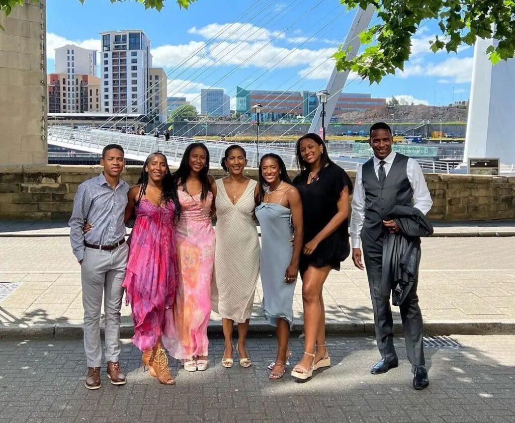 Shaka Hislop Wife Desha Hislop & Kids: ESPN Reporter Faints On-Air ...