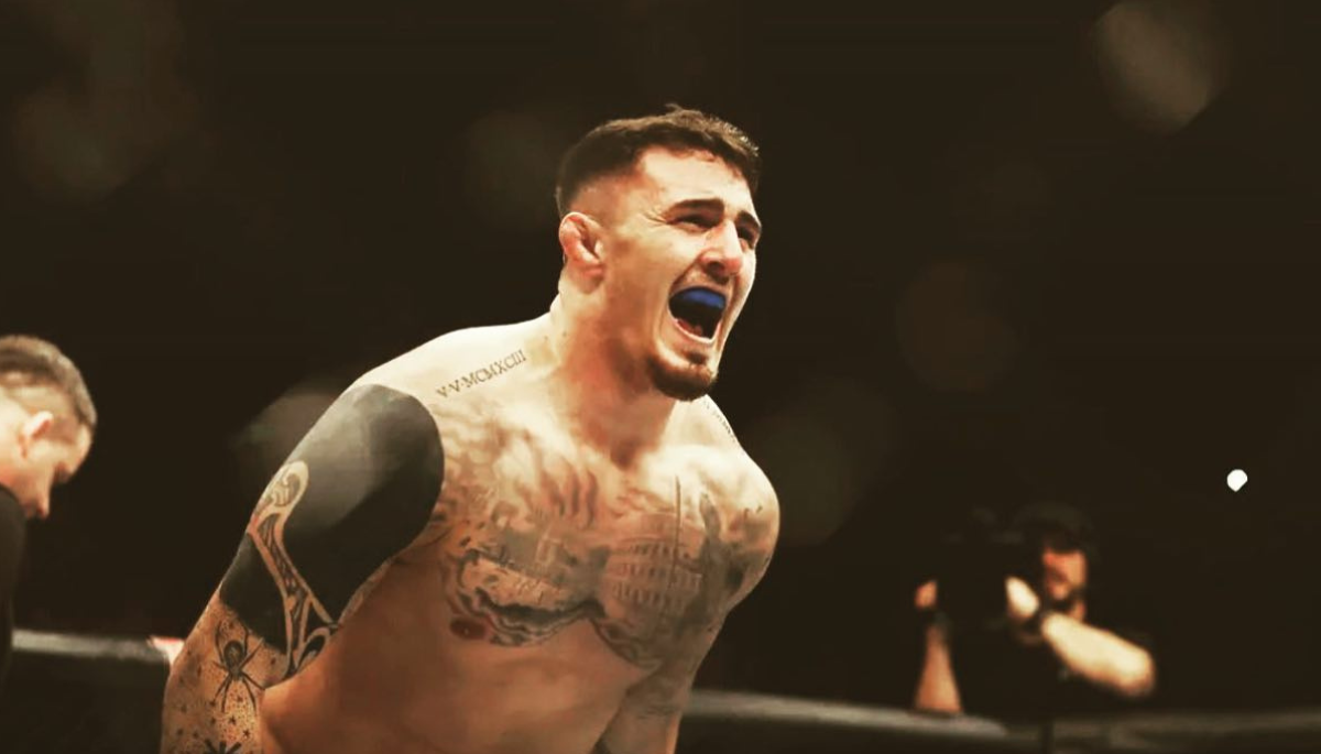 Tom Aspinall And Father Andy Aspinall Share A Special Bond - Players Bio