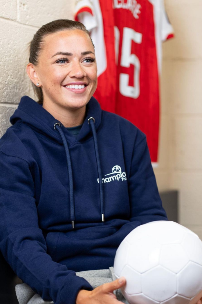 Katie Mccabe Siblings: Gary And Lauryn McCabe - Players Bio