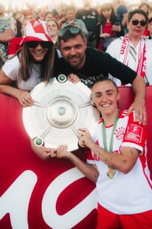 Georgia Stanway Grew Up With Three Brothers- Parents - Players Bio