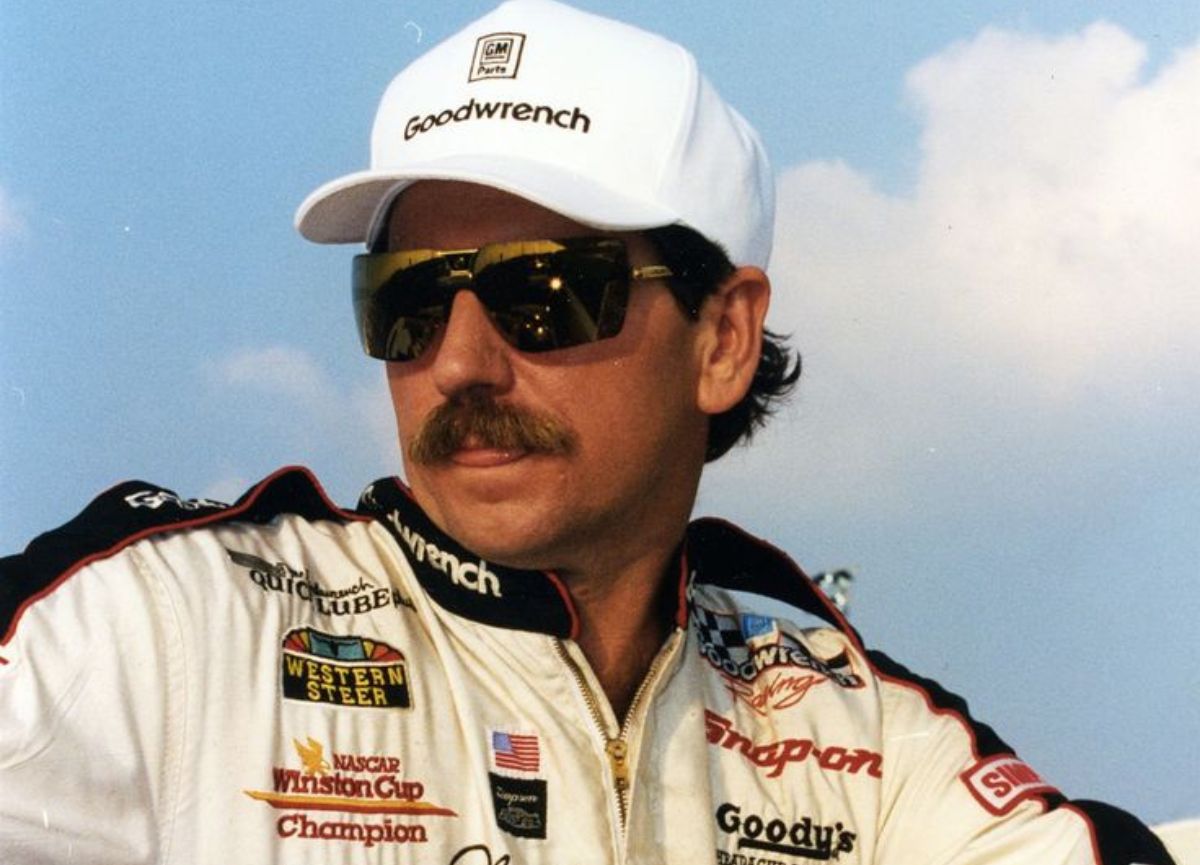 When Was The Last NASCAR Death? The Fatal Accident Of Dale Earnhardt ...