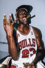 Michael Jordan Brother Larry And James: Where Are They Now? - Players Bio