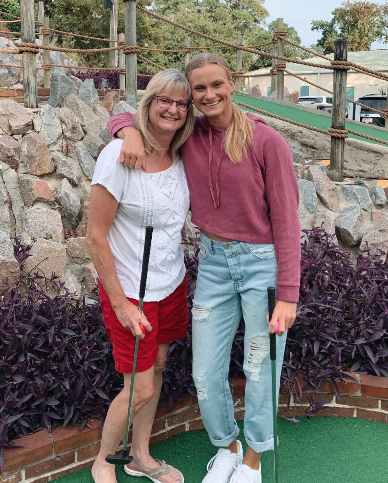 Katie Moon Parents: Mark Nageotte And Diane Nageotte - Players Bio