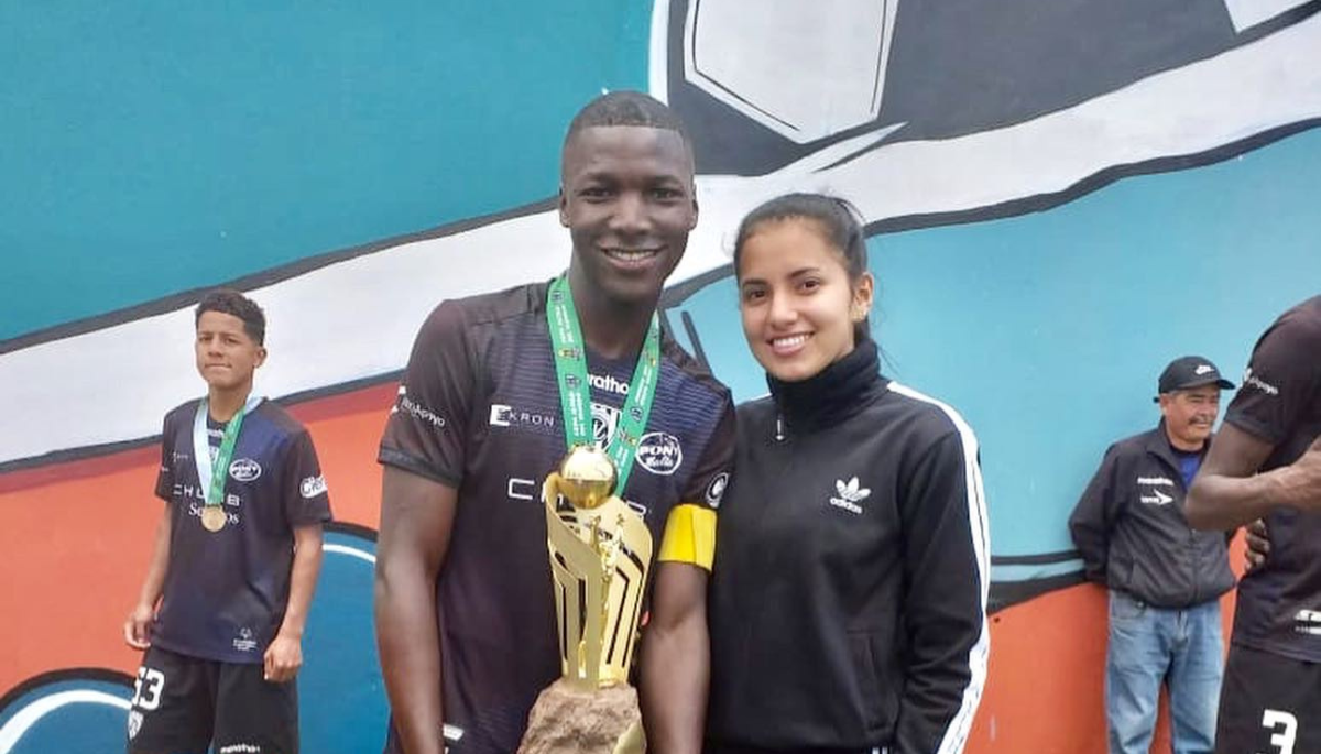 Moises Caicedo Girlfriend: Who Is Paola Salazar? Dating Timeline - Players Bio