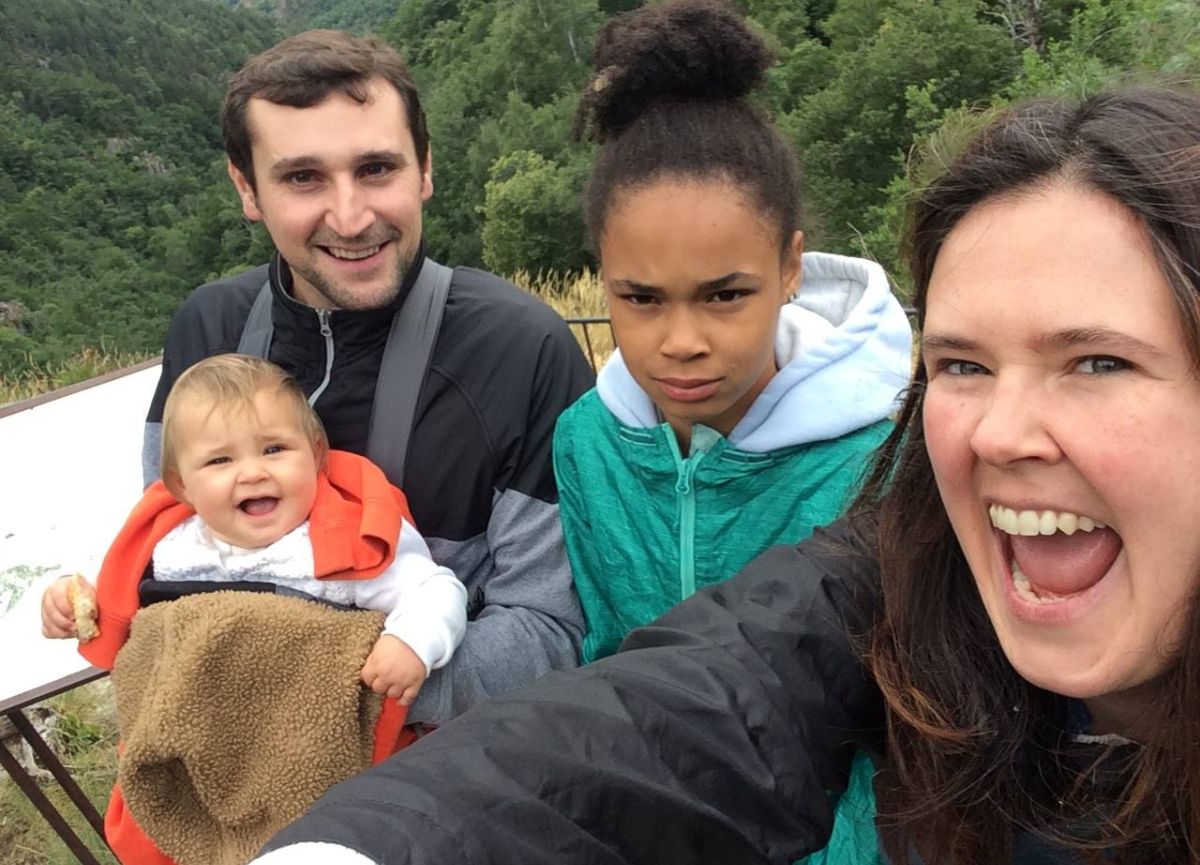 Elizabeth Ndudi Parents: Mother Avril Goossen And Father - Players Bio