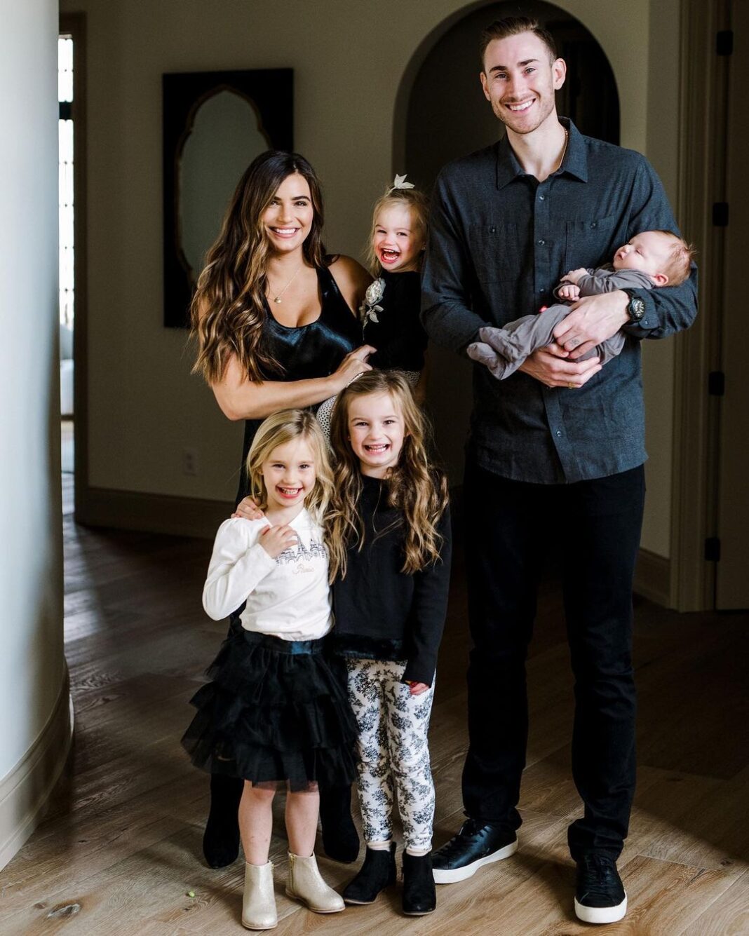 Gordon Hayward Wife Robyn Hayward Is Mom Of Four - Players Bio