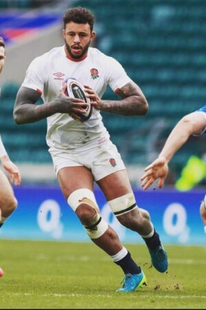 Courtney Lawes Family: Parents And Brother Are His Inspiration ...