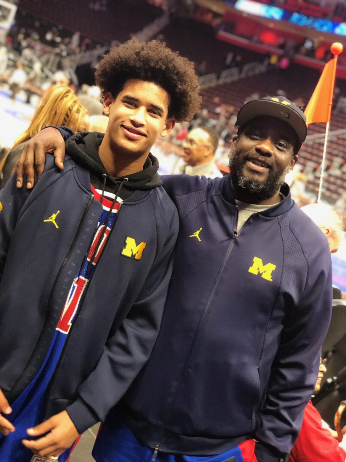 Dante Moore Parents: Meet Jera and Otha Moore - Players Bio