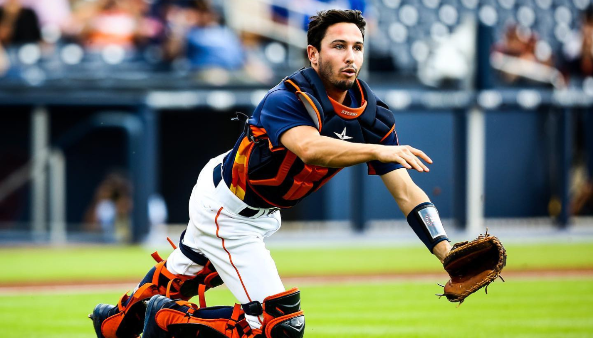 Garrett Stubbs Wife: Is He Married To Evyn Murray? - Players Bio