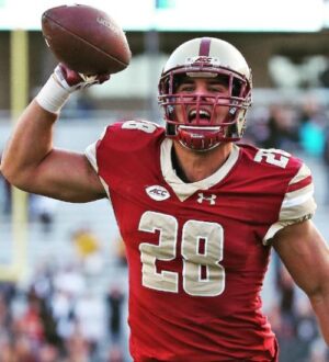 Matt Milano Girlfriend: Who Is He Dating? Parents And Family - Players Bio