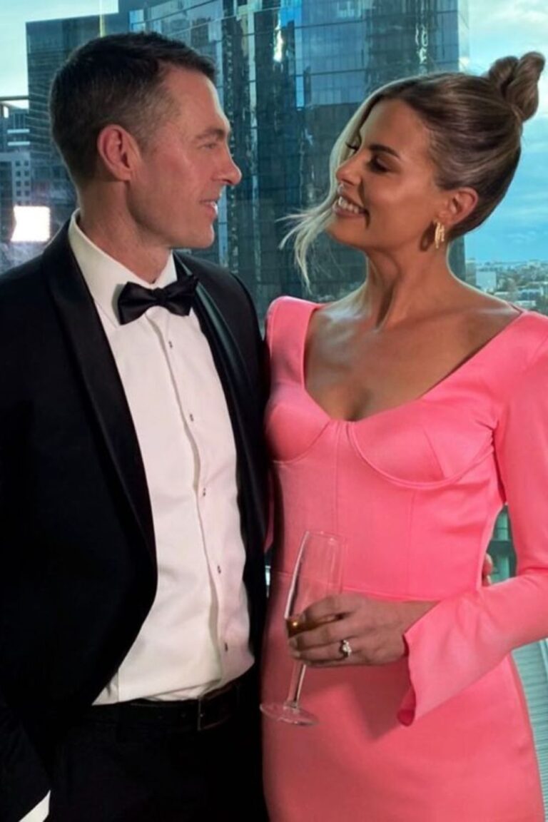 Craig McRae Wife: Gabrielle McRae & Their First Child Together ...