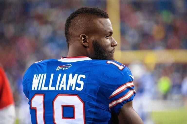 Mike Williams Buffalo Bills Net Worth: Salary & Earnings Before Death ...