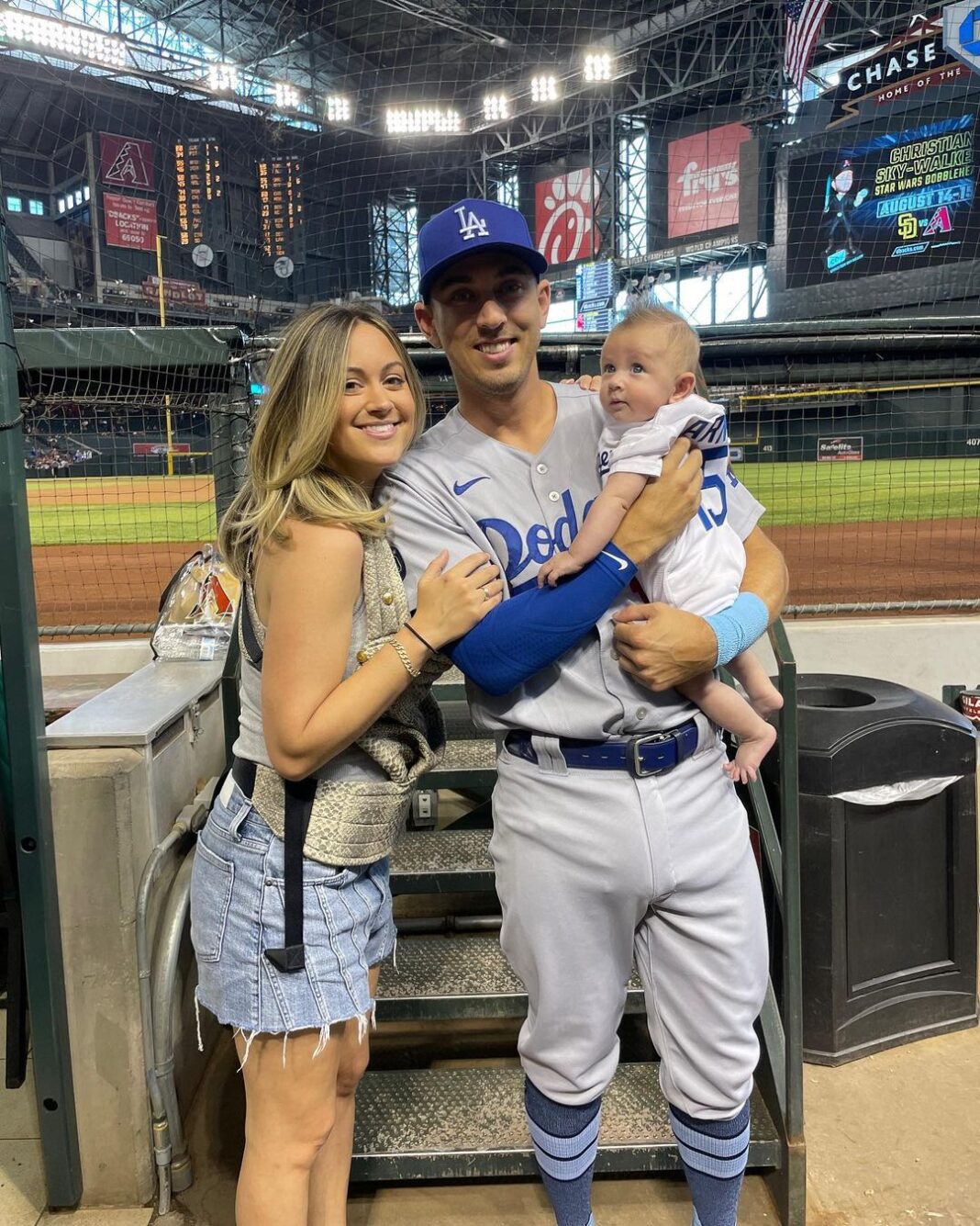 Who Is Nicole Breanna Rappaport, Austin Barnes Wife? Married Life ...