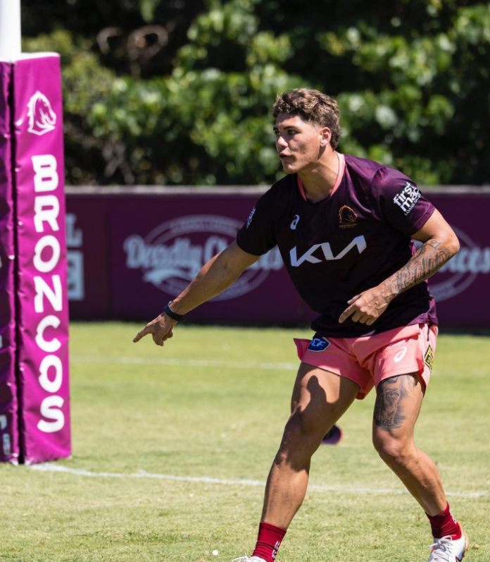 Reece Walsh Net Worth: Broncos Contract And Earnings - Players Bio