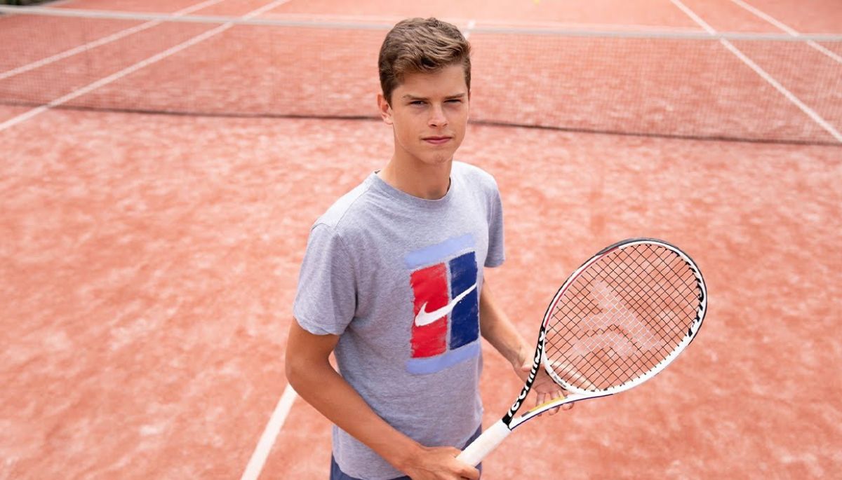 Alexander Blockx Parents: Where Are They From? - Players Bio