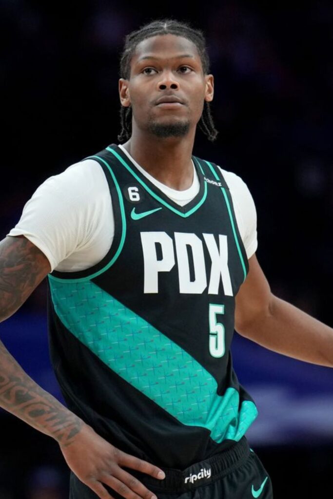 Who Is Aaron Reddish, Cam Reddish Brother? Age And Wikipedia - Players Bio