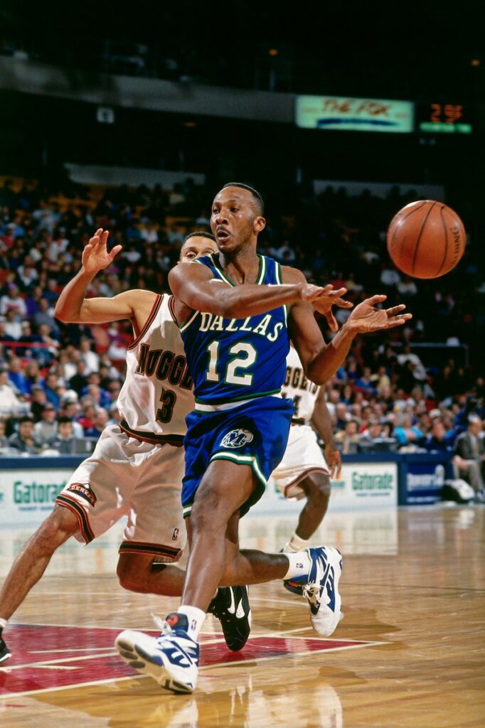 Where Is Derek Harper? What Is Mavericks Legend Doing Now? - Players Bio