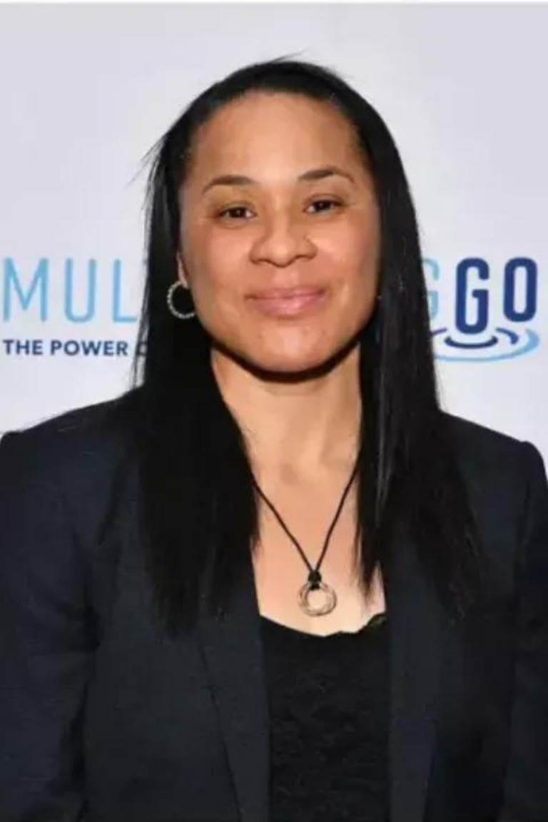 Dawn Staley Ethnicity And Nationality: Where Is She From? - Players Bio