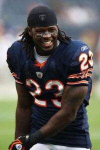 Devin Hester Jr. Age & Wikipedia: How Old Is Devin Hester Son ...