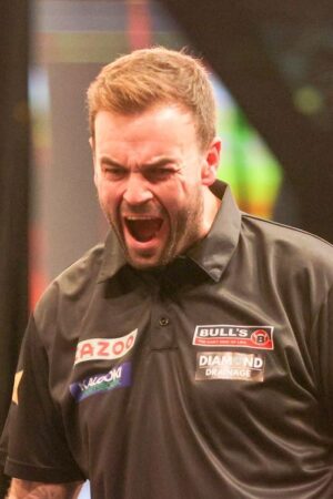 Who Is Ross Smith Darts Wife? Family Tree Explored - Players Bio