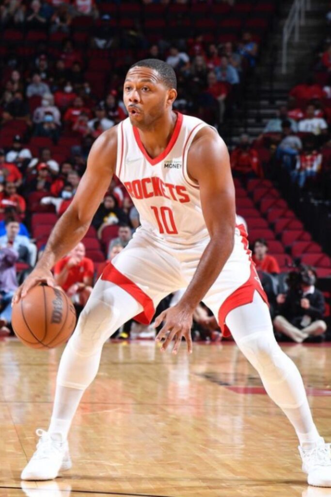 Does Eric Gordon Have Girlfriend Or Wife? NBA Player Love Life ...