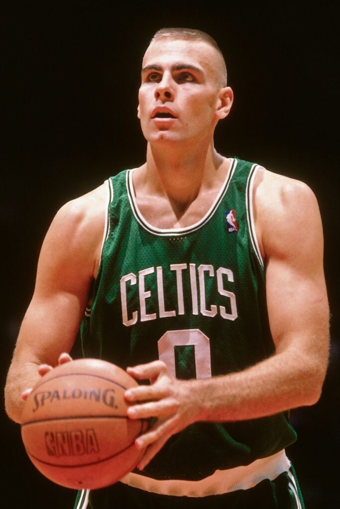 Eric Montross Net Worth Before Death: Former NBA Player Career Earnings ...